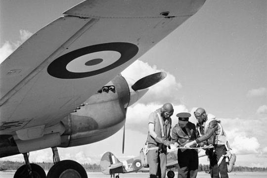 Planning the Flight - Royal Canadian Air Force - War Photos